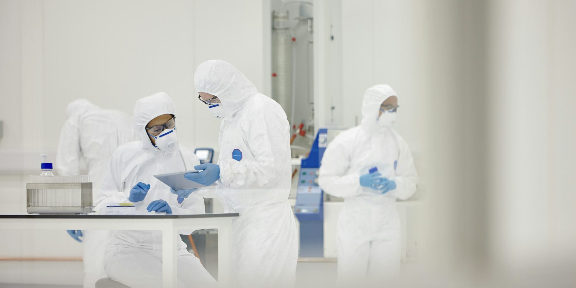 Optimizing Quality: Terminal Sterilization vs. Aseptic Processing